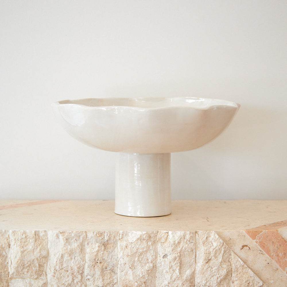 Ruffle Pedestal Bowl